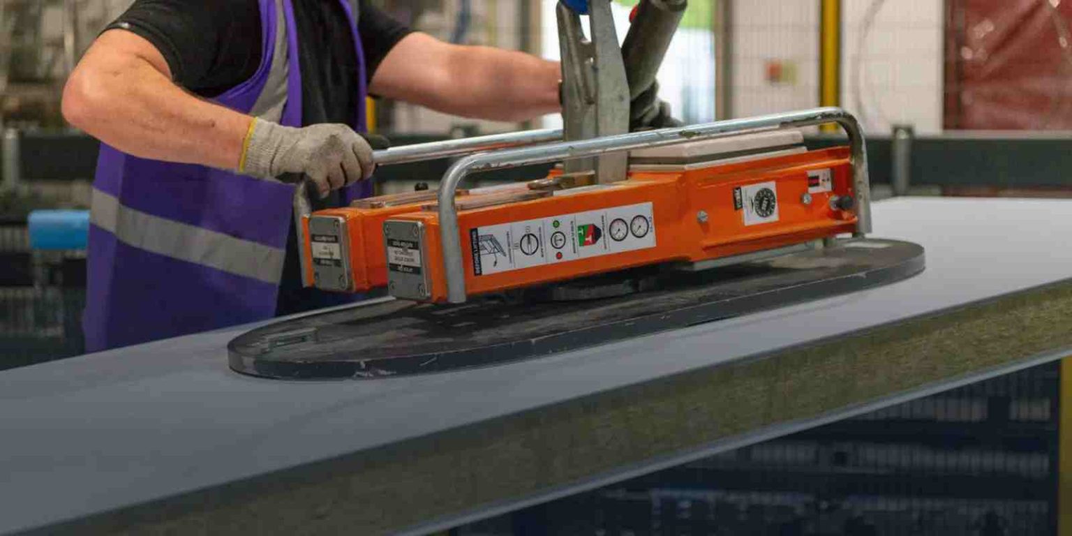 Composite Panels | Full Range Including Mineral Wool & PIR | Isoclad ...